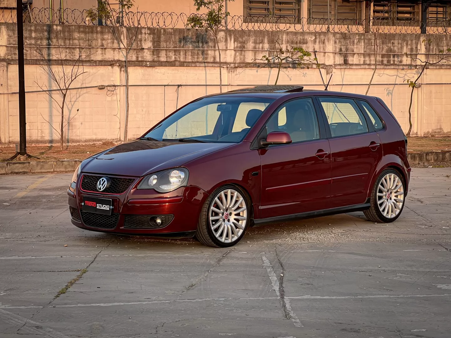 Trendstudio - POLO 1.6 COM TETO SOLAR OU 28K - O Melhor Sistema Para ...